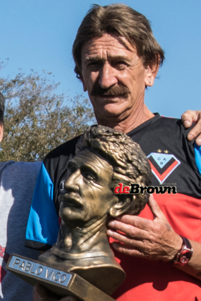 Emotivo homenaje a Pablo Vicó: 10 años como DT del "Tricolor ...